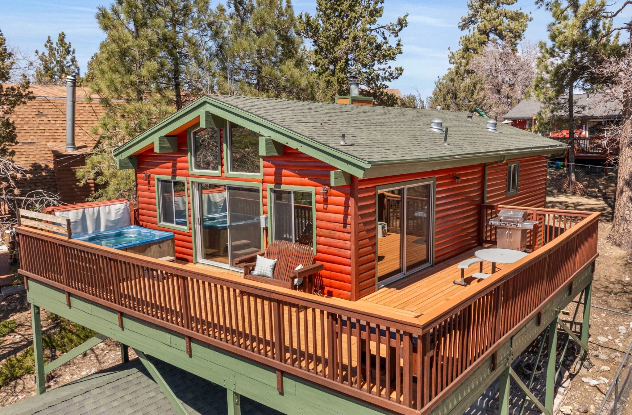 Winterland Cabins – Renovated, fully fenced, dog friendly, upscale ...